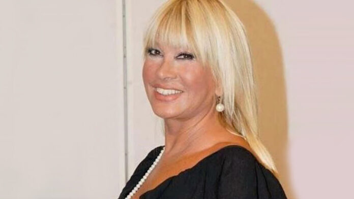 Oyuncu, sunucu ve yazar Pakize Suda hayatını kaybetti!